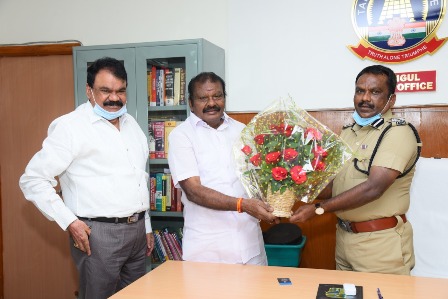 Our President Shri. A.P. Appukutty felicitating the Deputy Inspector ...